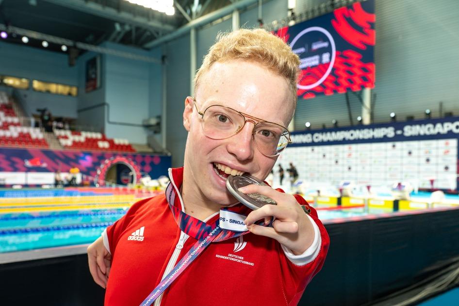 Aktuelle Meldungen - Aktuelles | Wie bei Olympia: Josia Topf gewinnt bei der Para-WM Silber
